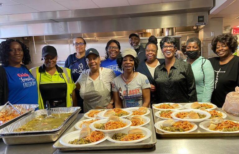 Volunteer : Room in the Inn-Memphis